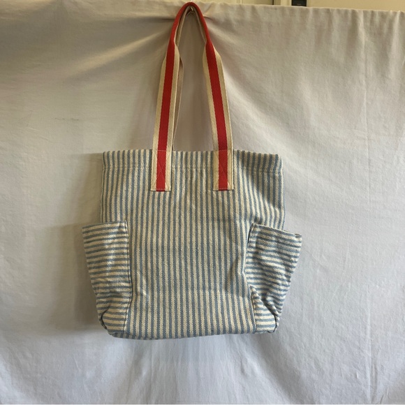 Universal Thread | Bags | Universal Thread Tote Blue White Vertical Bag ...